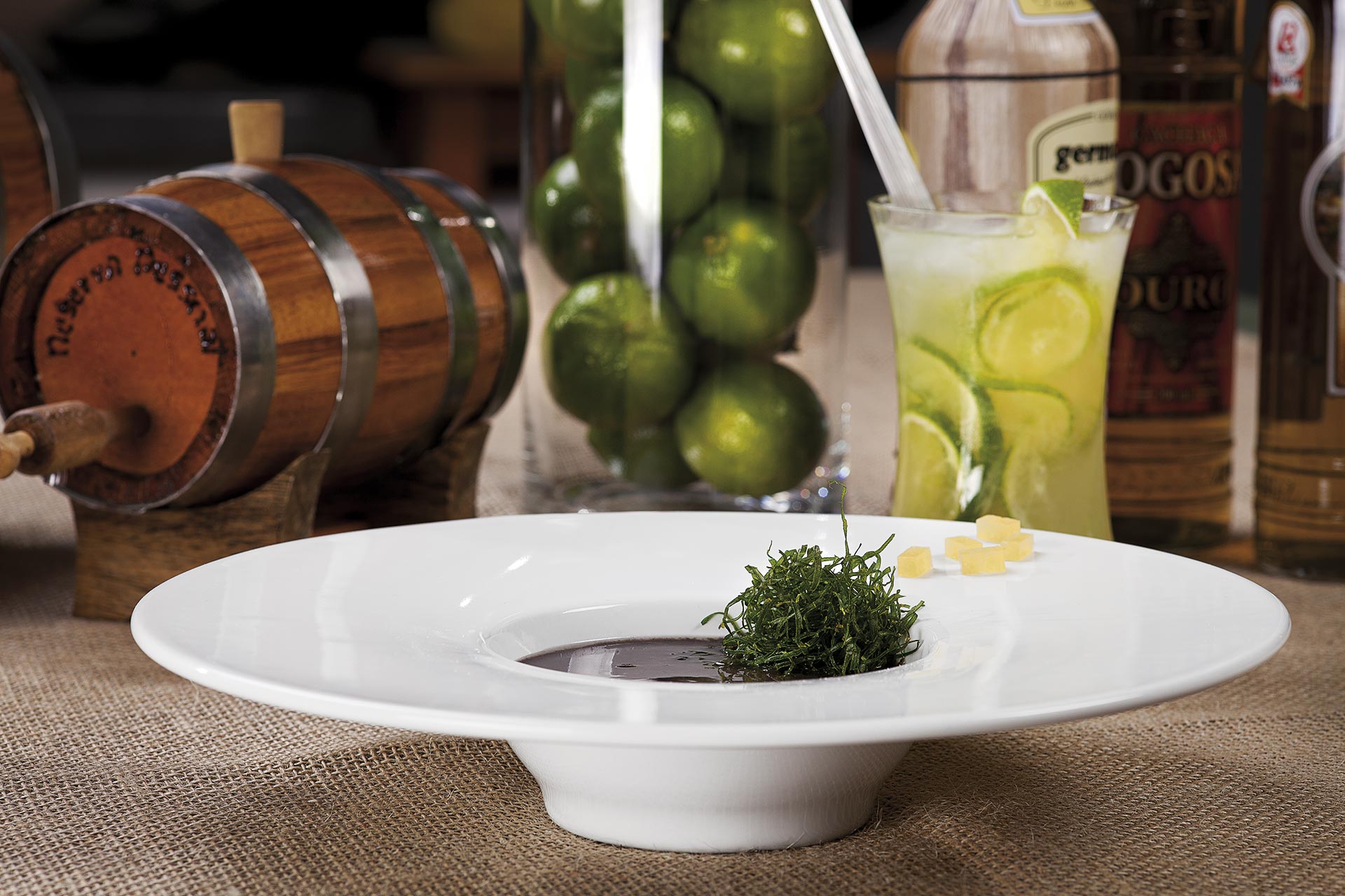 Um prato de entrada, menu principal e sobremesa! - Porcelana & Cia